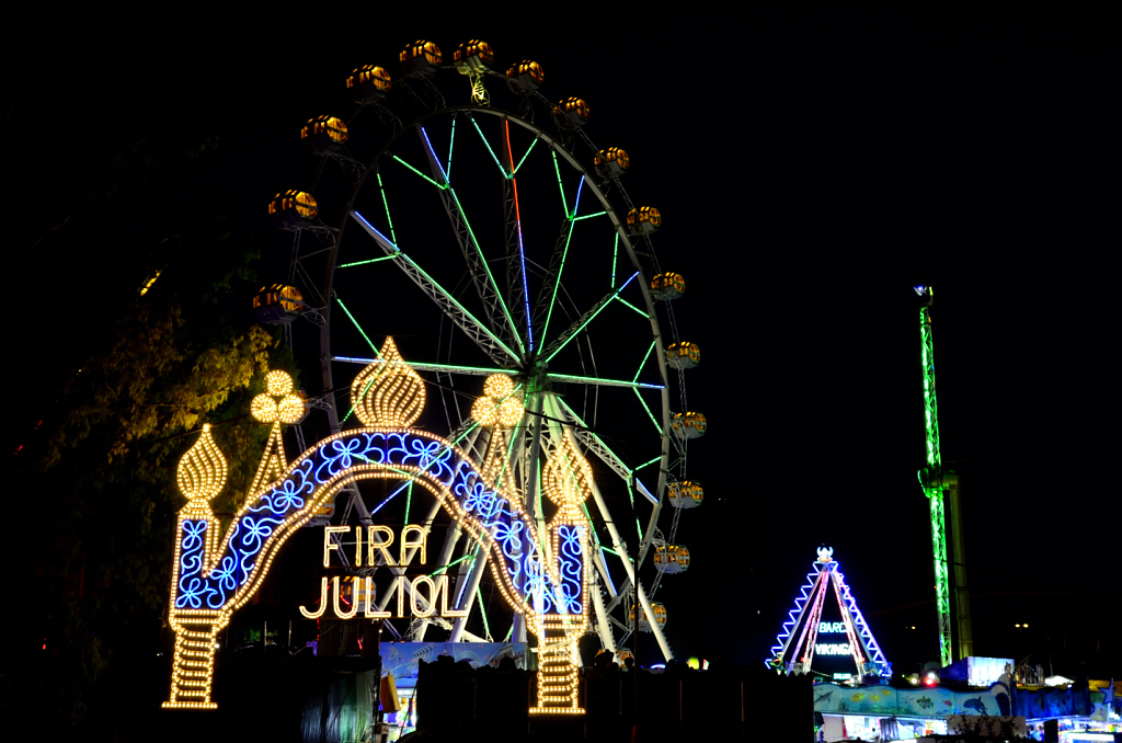 The party month of Valencia is here: July Fair Valencia 2016 – Feet Up ...